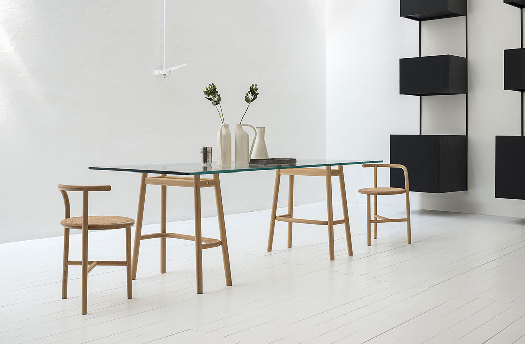 The refined elegance of the Single Curve Bar Stool - Australian Design ...