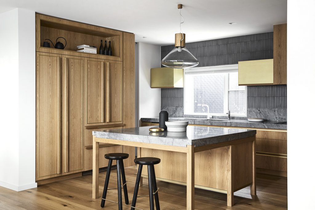 Beatrix Rowe designs a light-filled interior for this Melbourne home ...