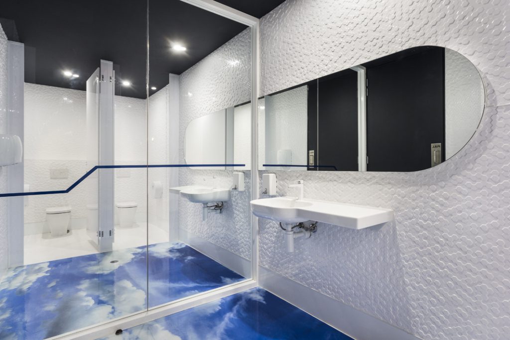 A 21st century nightclub design where technology takes centre stage ...