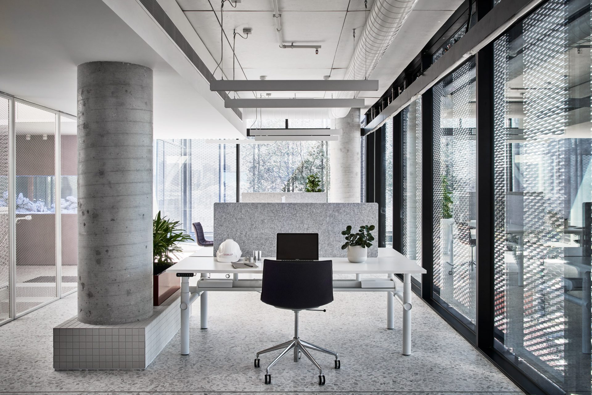 Mim Design balances raw and refined in Cobild Melbourne office ...