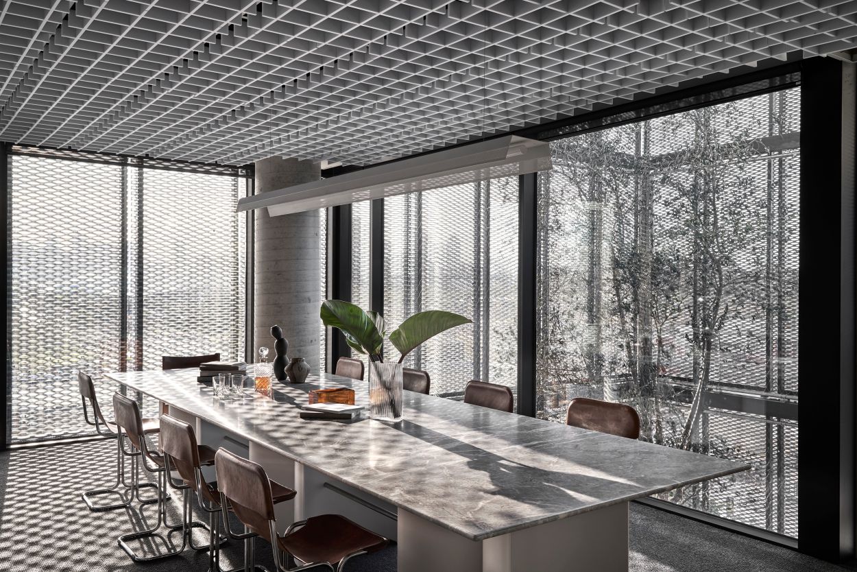 Mim Design balances raw and refined in Cobild Melbourne office ...