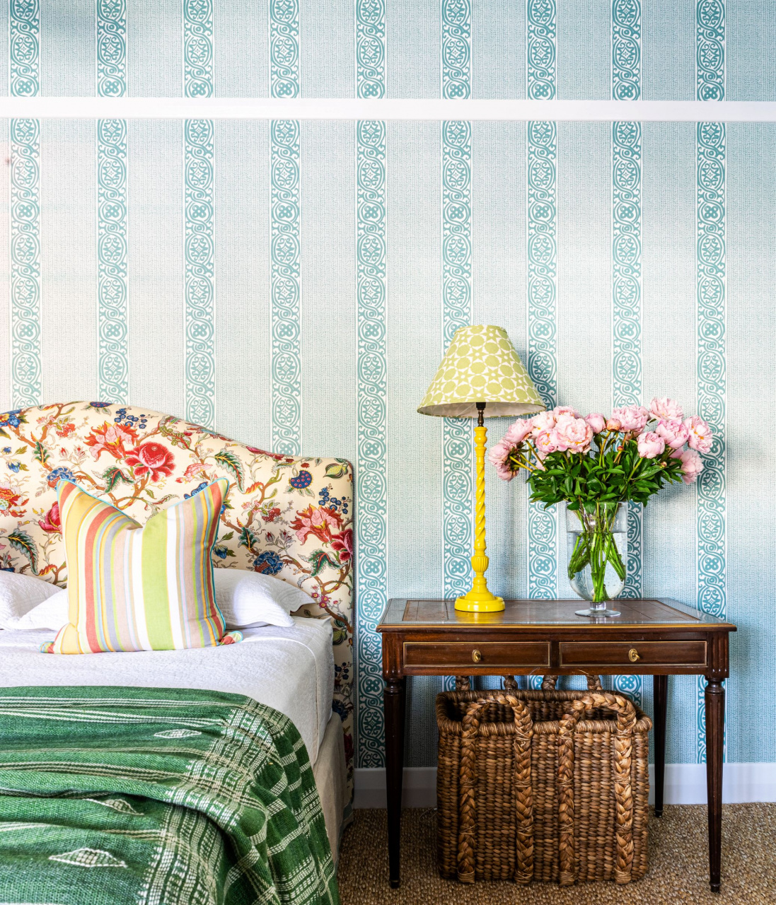 Anna Spiro brightens Brisbane bungalow with kaleidoscope of colour and ...