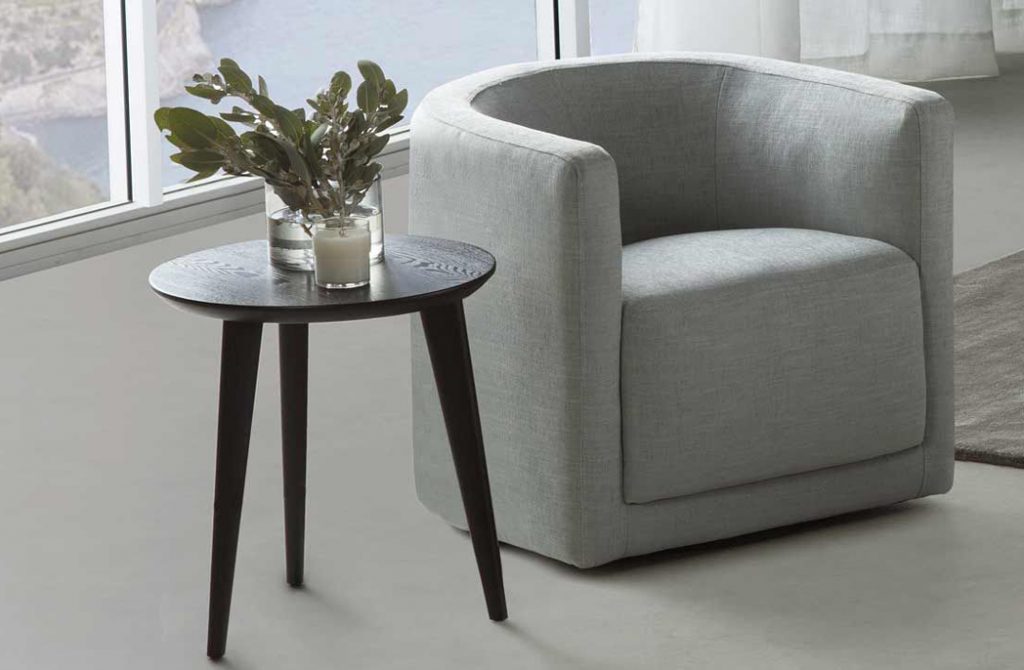Last chance to win one of 5 Oliver Tub Chairs in our King competition Australian Design Review