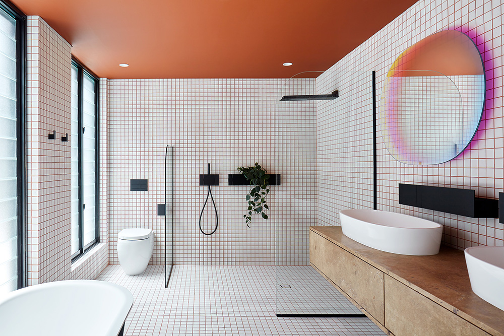 Seven Australian bathrooms with tiles that demand attention ...