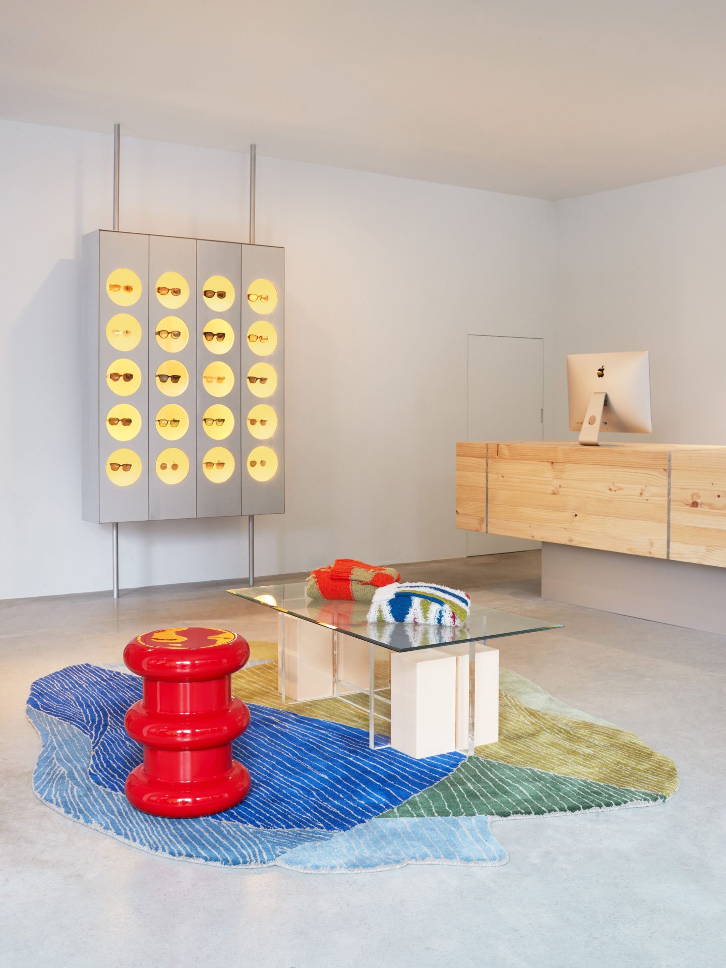 Demure and delineated retail store by Pattern Studio - Australian ...