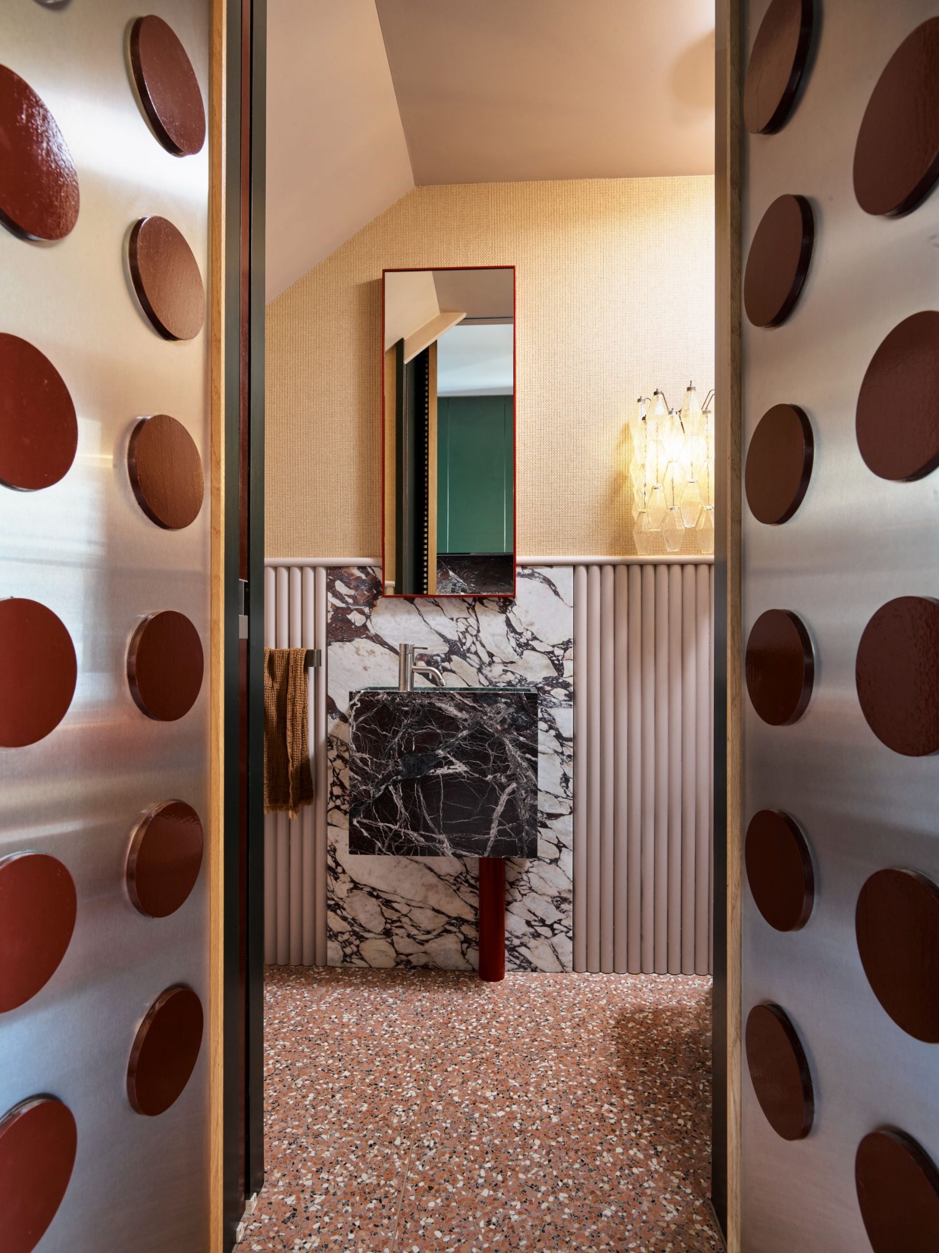 Lookbook: unconventional and luxurious bathroom vanities - Australian ...