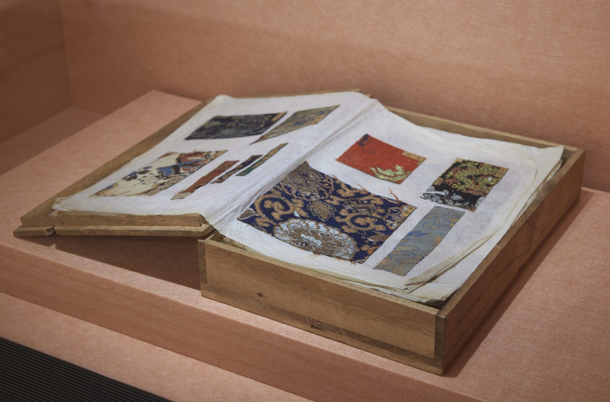 The Global Life of Design at the NGV, a voyage through the history of ...