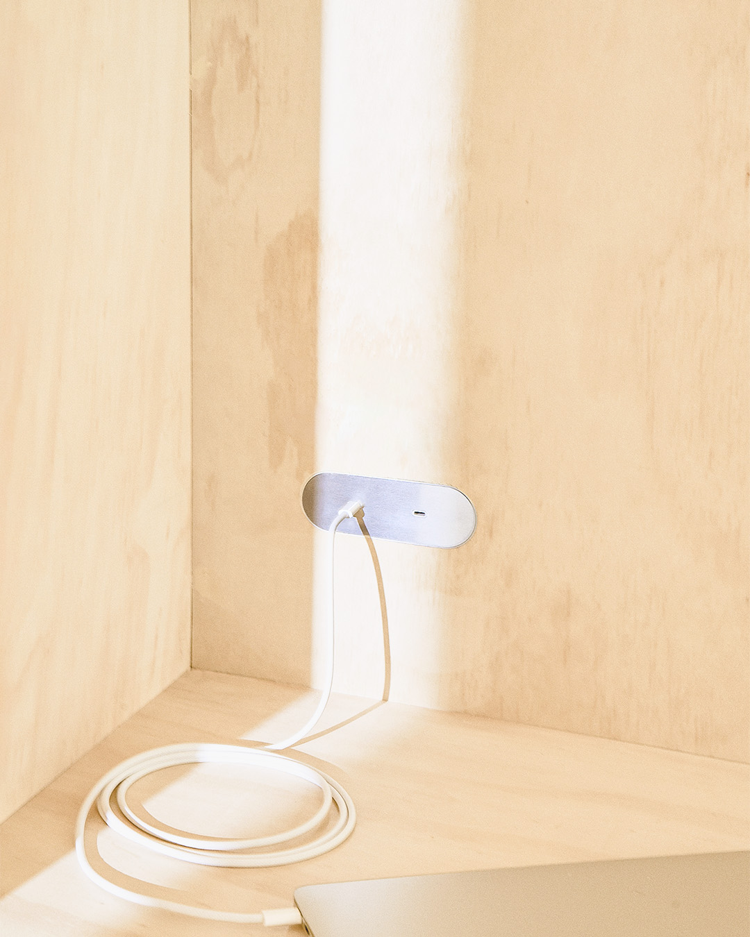 Bringing sexy to the power switch – the high-tech ultra-minimal lines ...